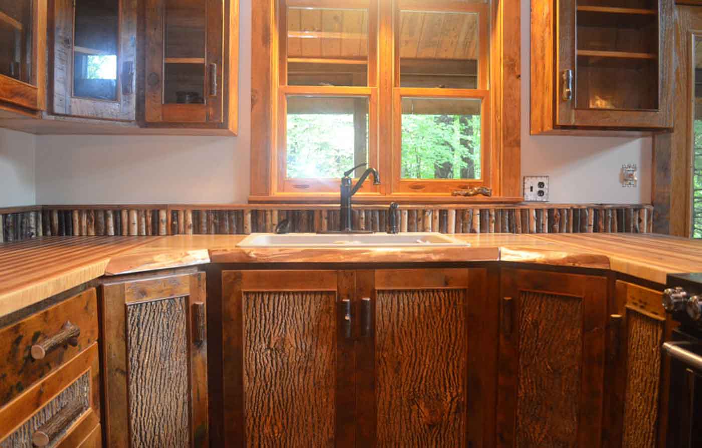 Custom Made Rustic Furniture in Maine. Rustic Bedroom, Kitchen, Living room